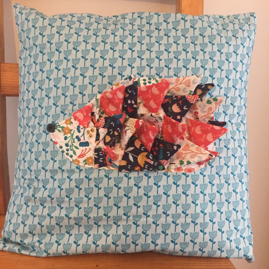 Sewing Tutorial: Hedgehog Patchwork Cushion – HookStitchSew