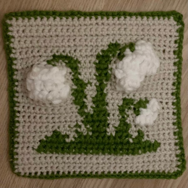 Crochet Mini Flower Square Pattern: Part 1 – Snowdrops – HookStitchSew