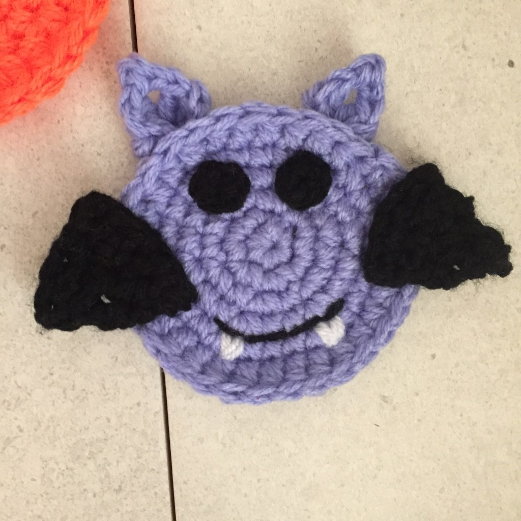 Halloween Crochet Bunting Pattern (Bat, Monster, Pumpkin, Spider, Bat ...