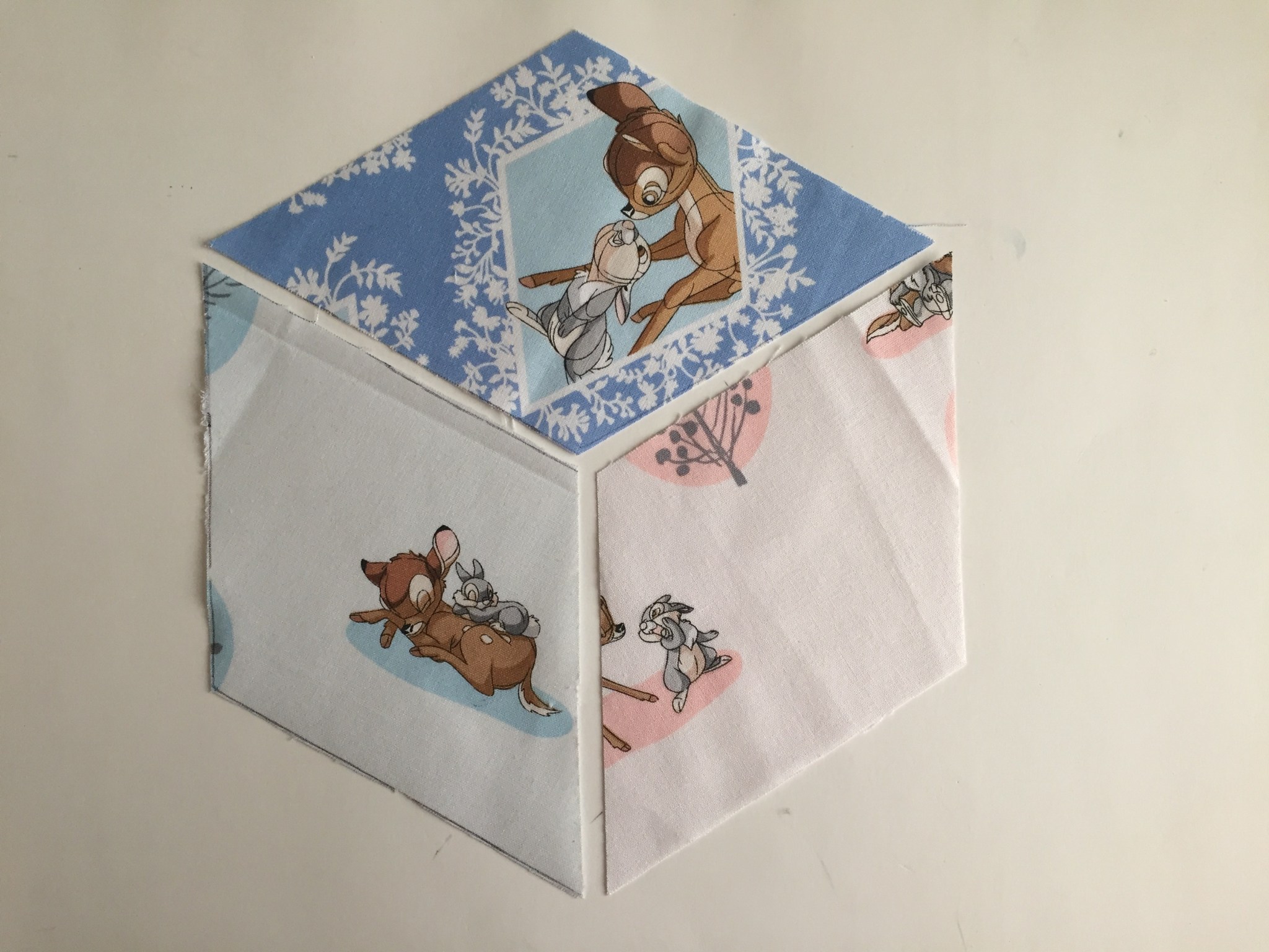 Sewing Tutorial: Mini Tumbling Blocks Quilt – HookStitchSew