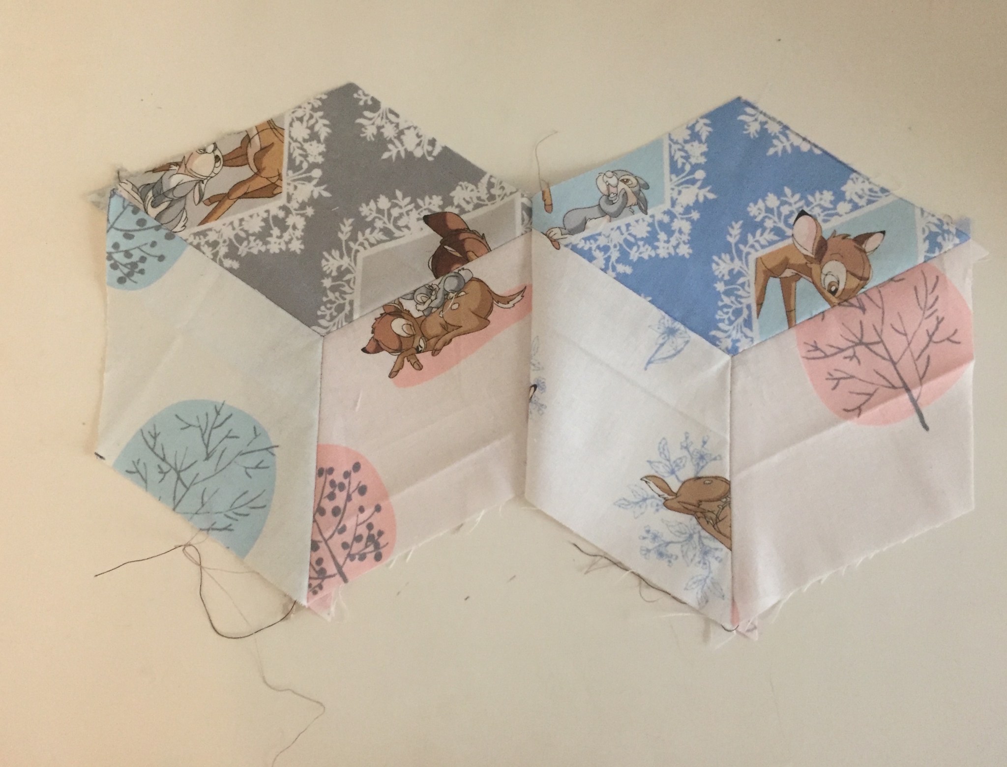Sewing Tutorial: Mini Tumbling Blocks Quilt – HookStitchSew