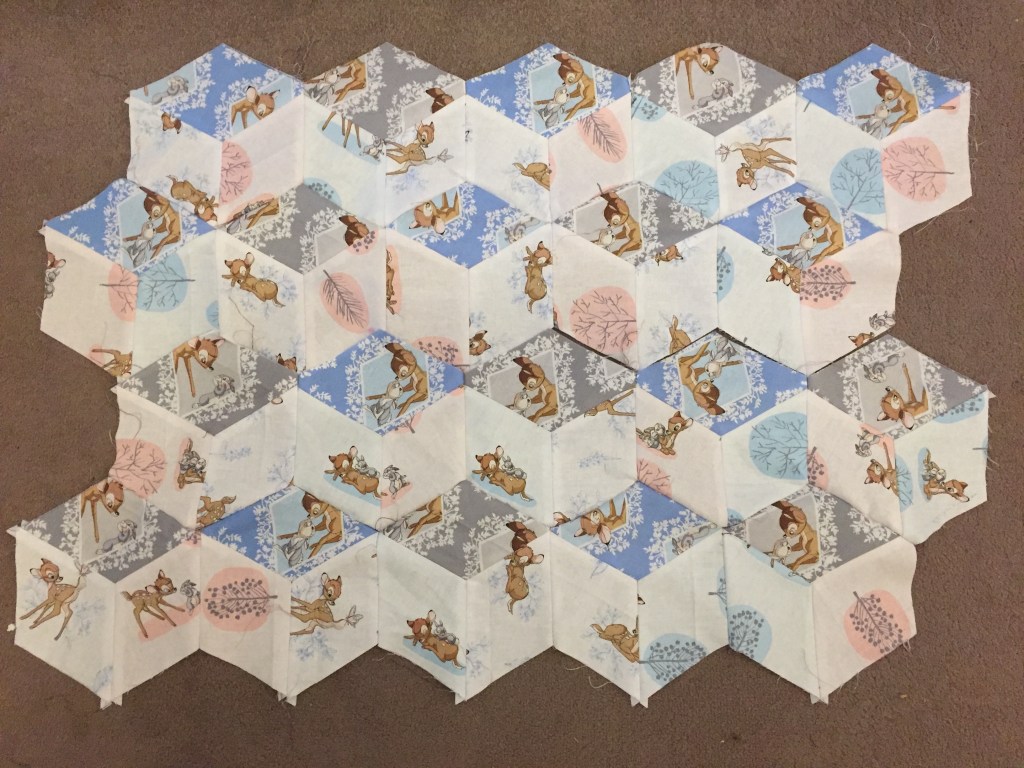 Sewing Tutorial: Mini Tumbling Blocks Quilt – HookStitchSew