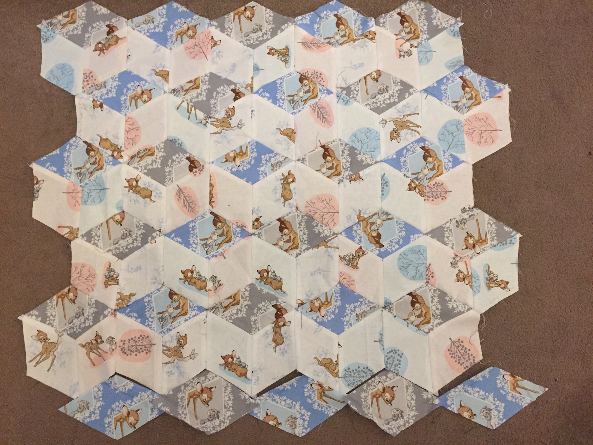 Sewing Tutorial: Mini Tumbling Blocks Quilt – HookStitchSew