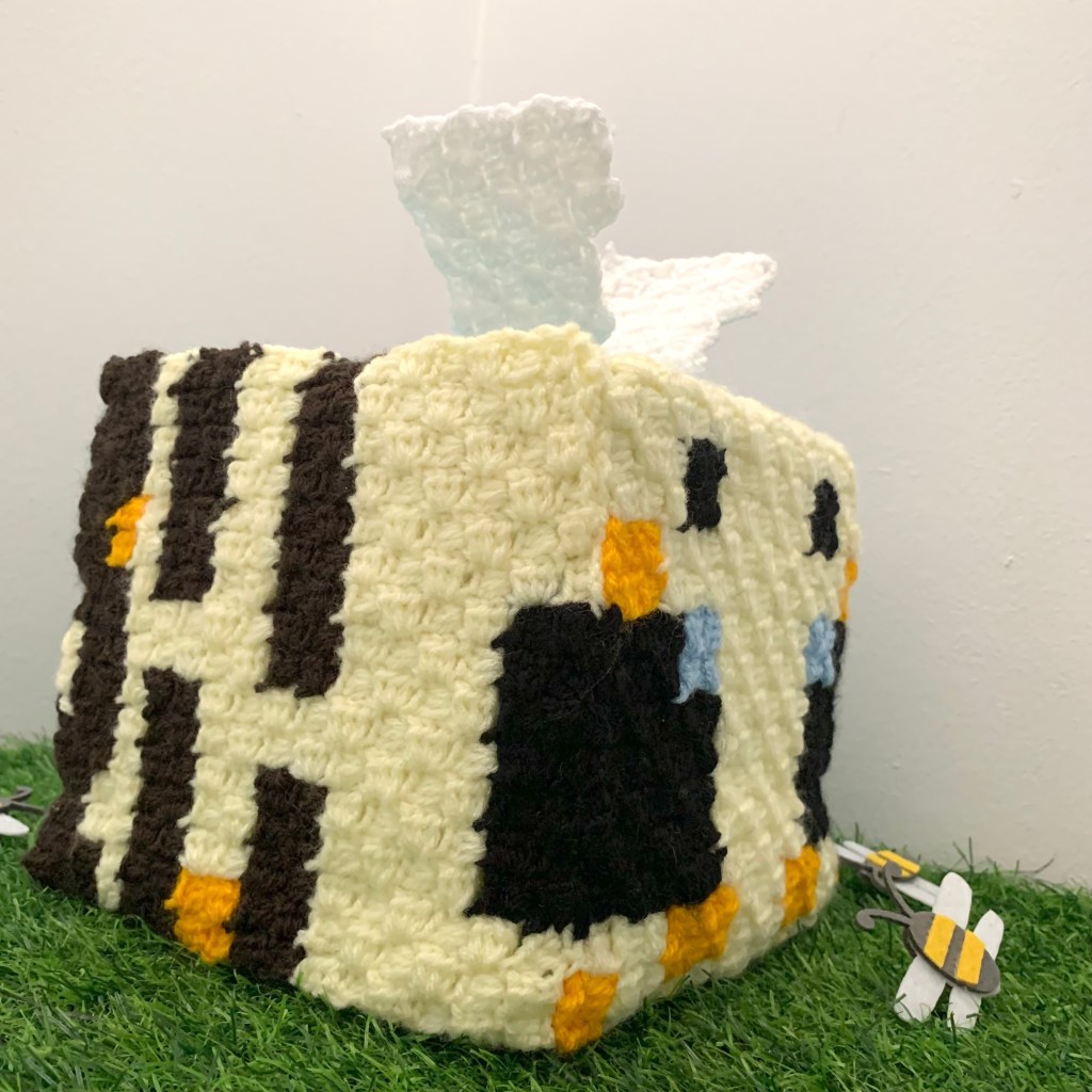 Minecraft Crochet Block Series: Part 18 – Bee Block Pattern – HookStitchSew